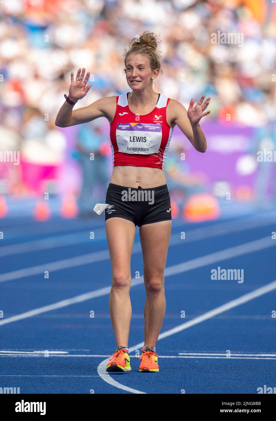 Heather Lewis of Wales competing in the women’s 10,000m walk final at ...