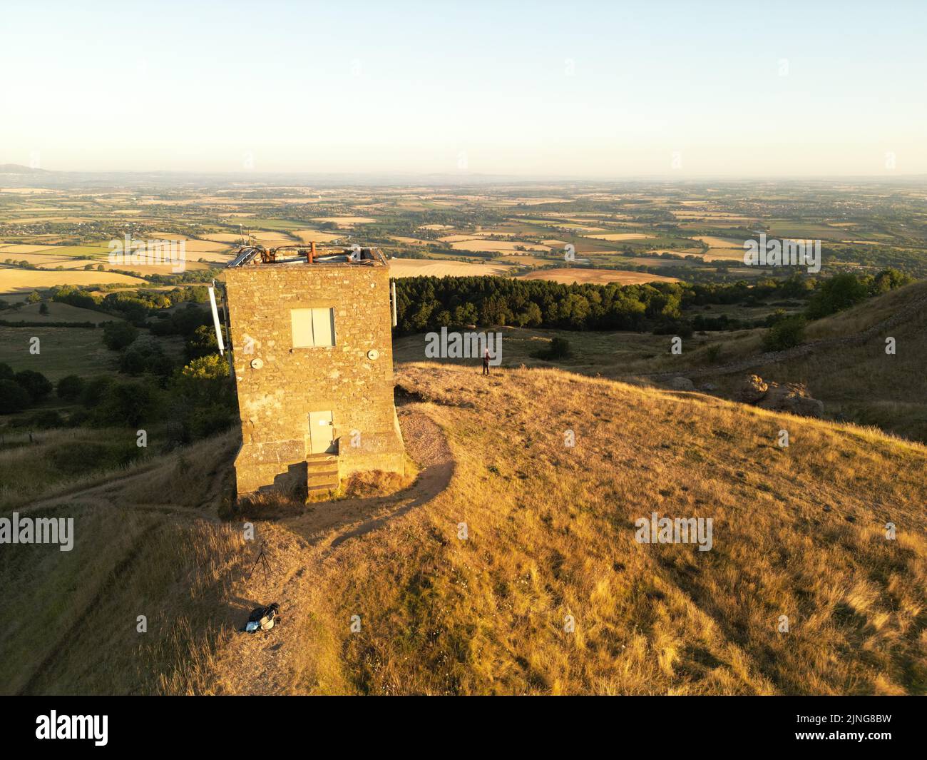 Parsons folly and Kemerton camp Iron age hill fort. Bredon Hill ...