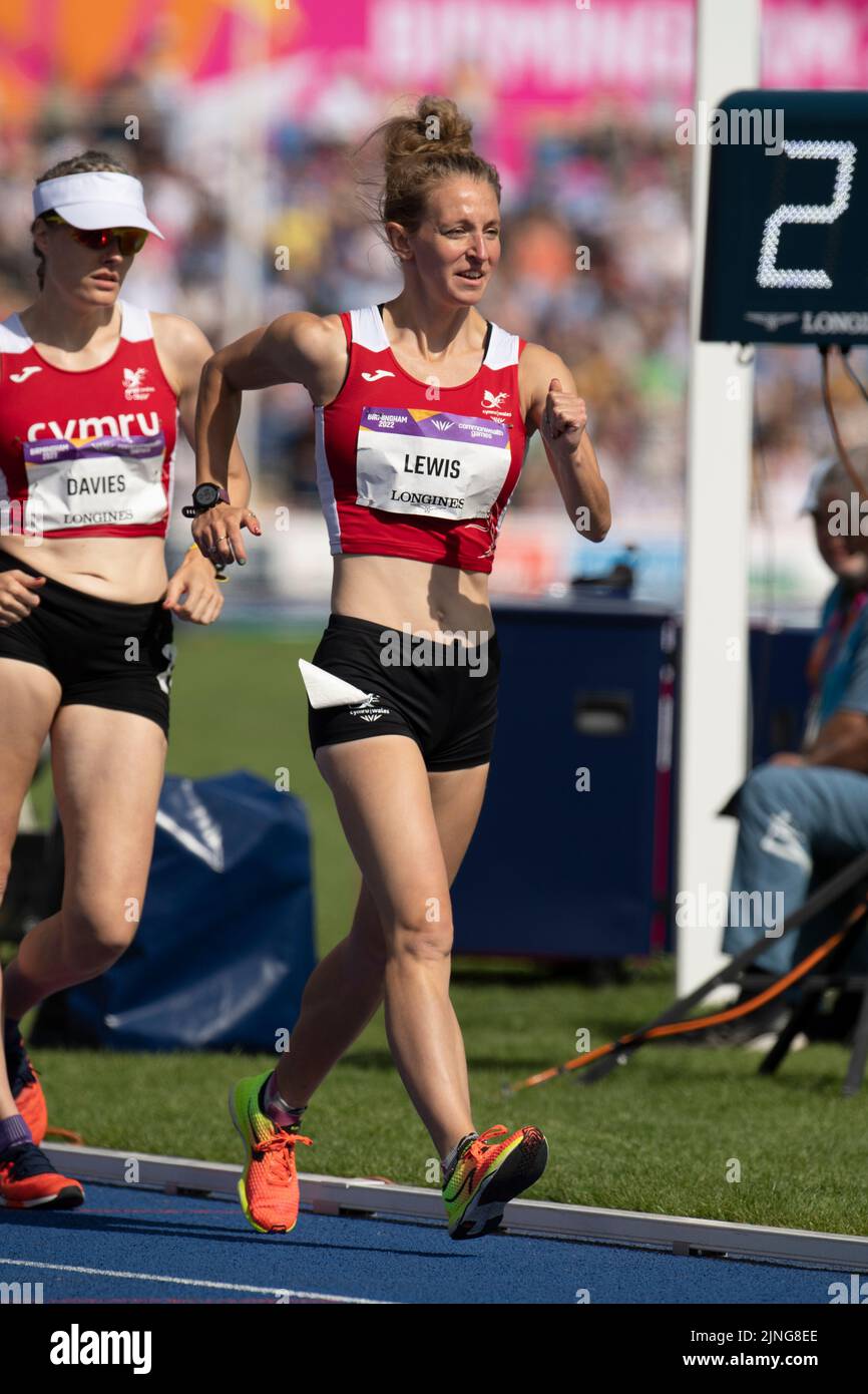 Heather Lewis of Wales competing in the women’s 10,000m walk final at ...