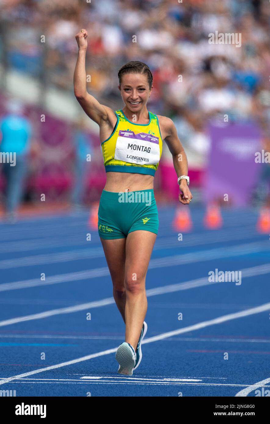 Jemima Montag of Australia competing in the women’s 10,000m walk final ...