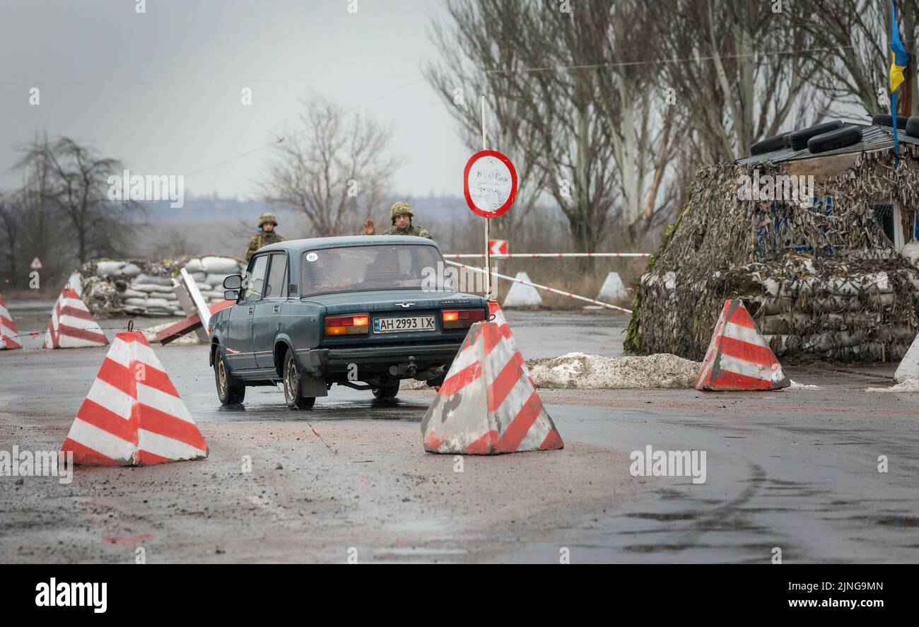 Shyrokyne, Ukraine. 08th Feb, 2022. Checkpoint of the Ukrainian ...
