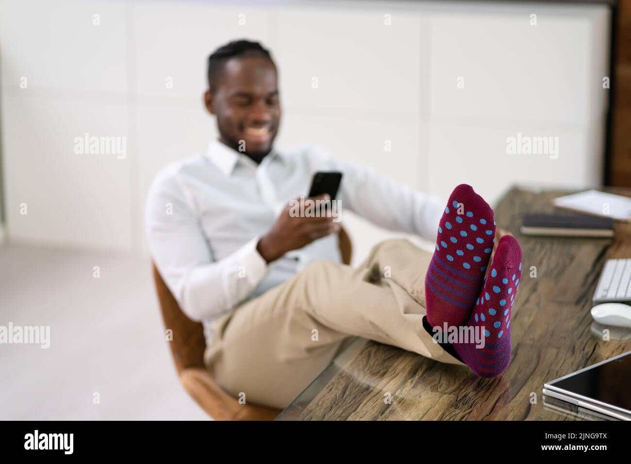 Men legs leg leg legs hi-res stock photography and images - Alamy