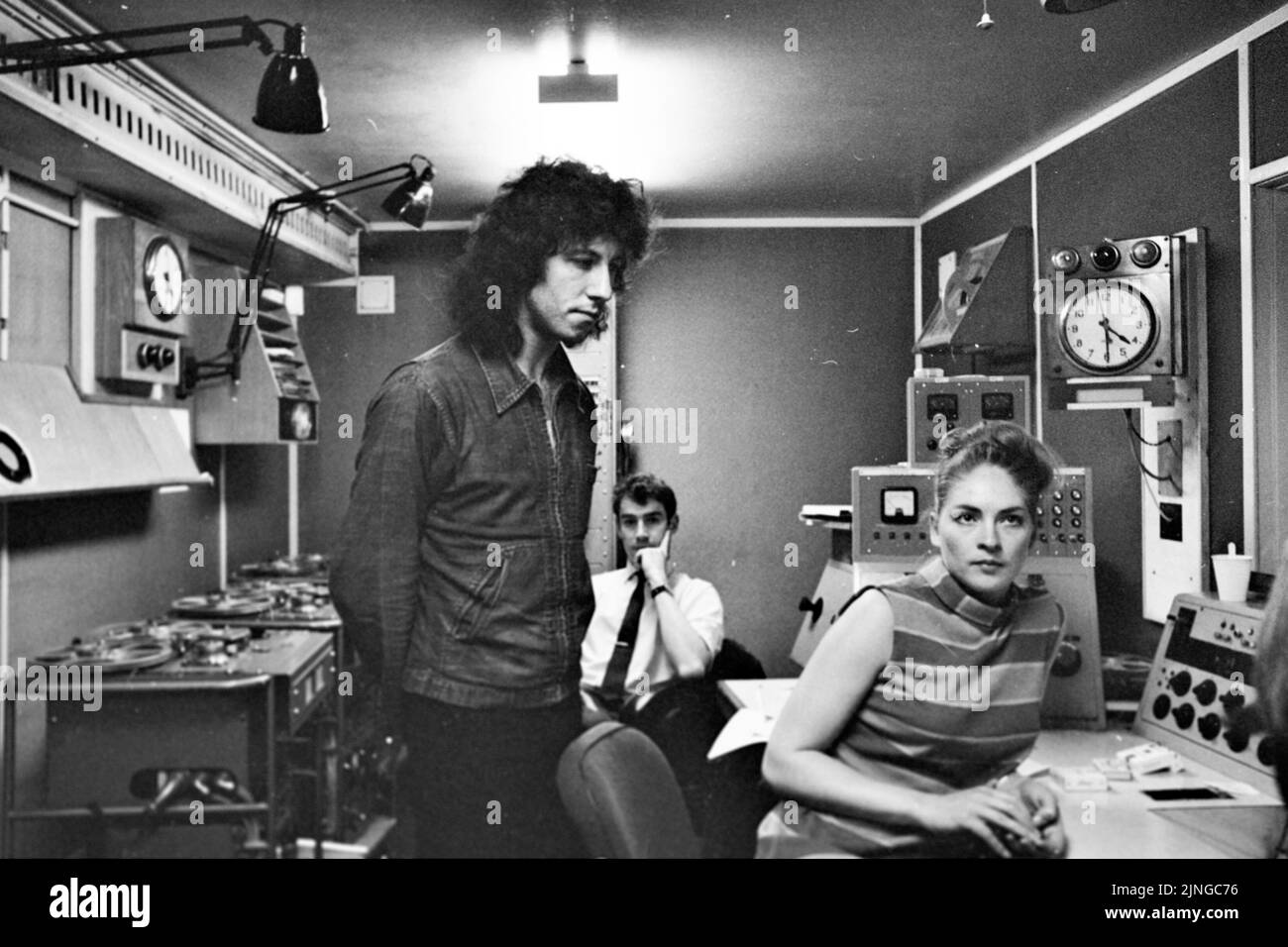 FLEETWOOD MAC UK rock group in a recording studio in 1969 with Peter ...