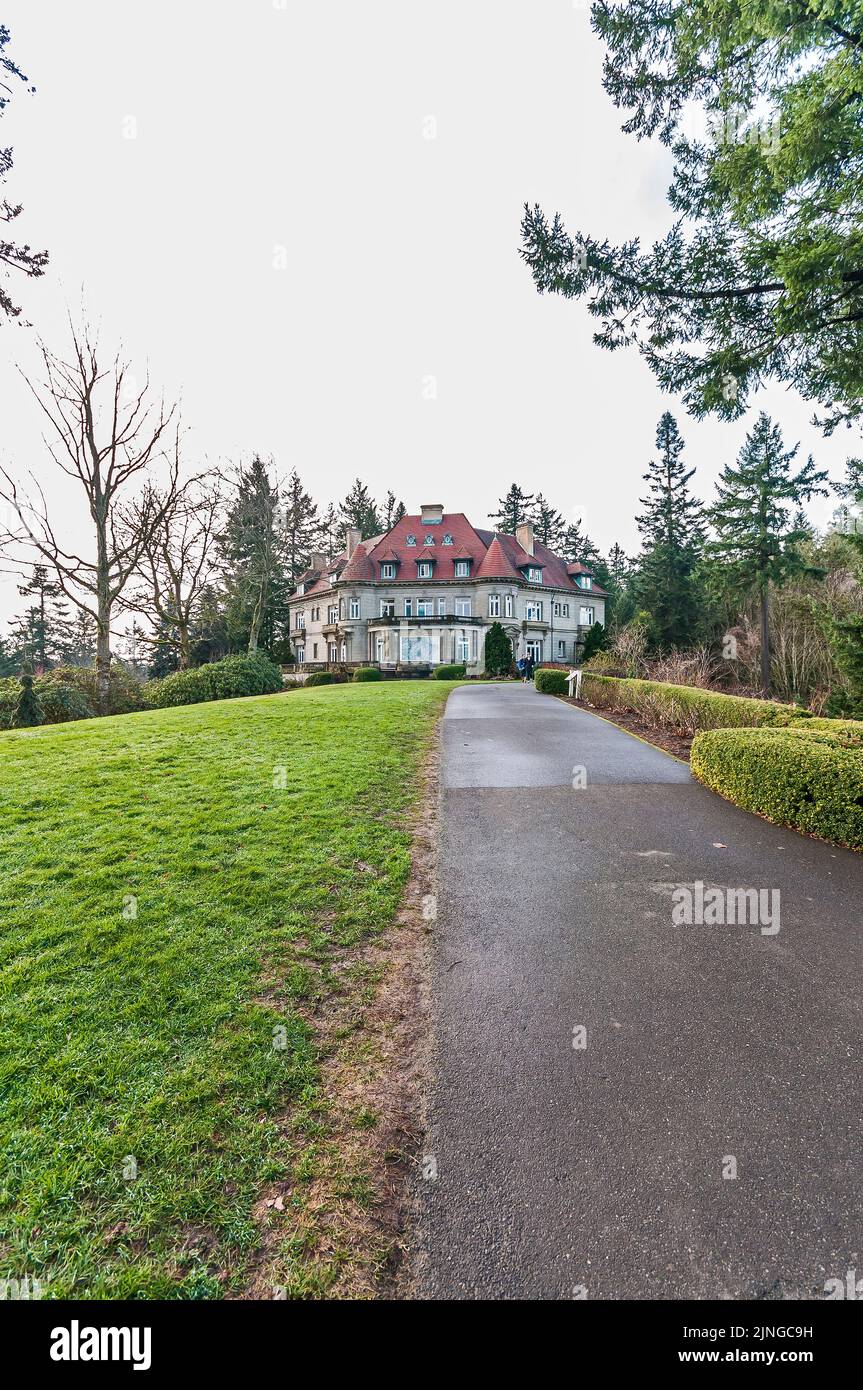 The Pittock Mansion in Portland, Oregon Stock Photo - Alamy
