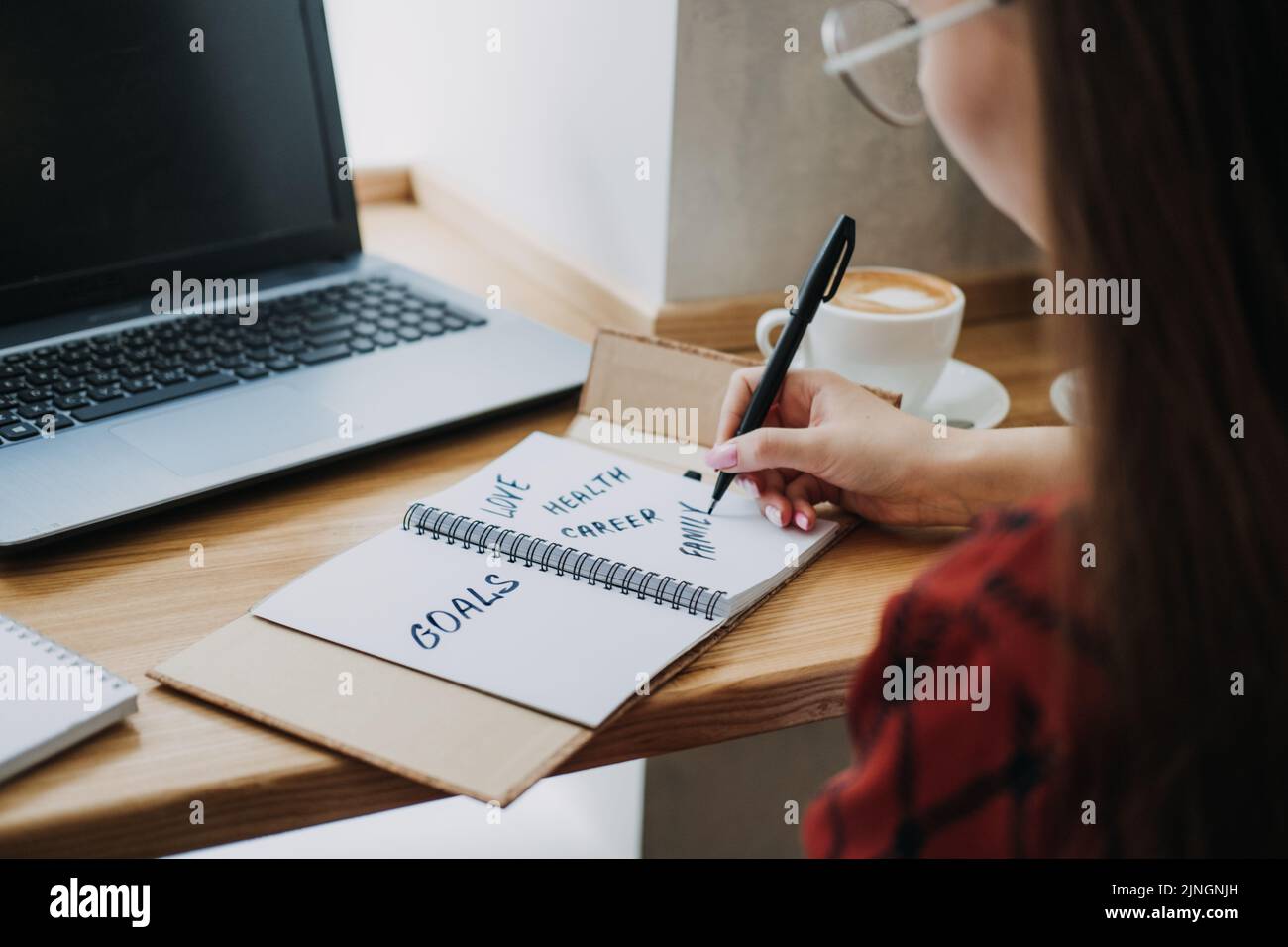 Main life goals, How to Set and Achieve Life Goals. Young woman girl ...