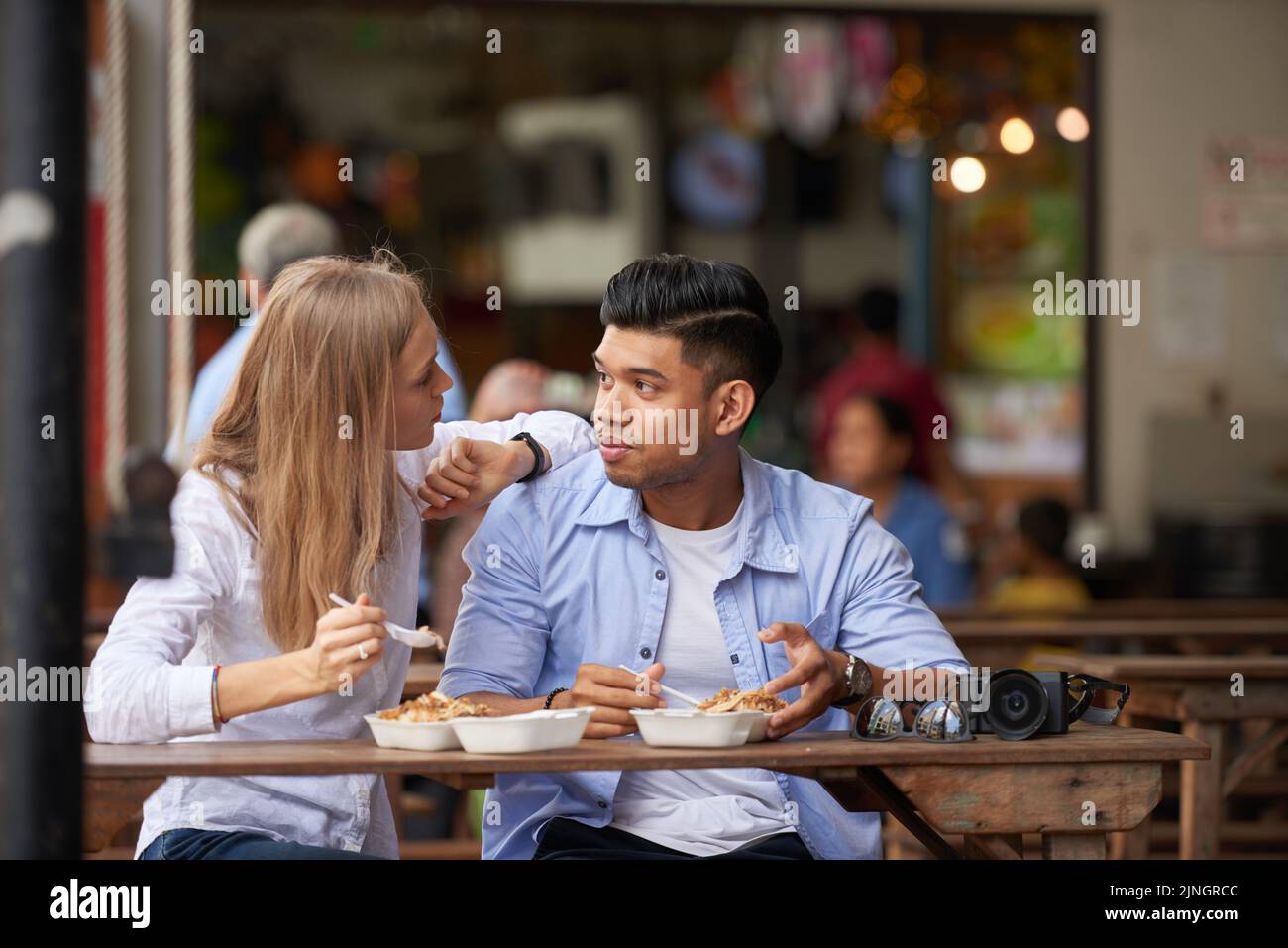 Woman outdoor cafe talking eating hi-res stock photography and images ...