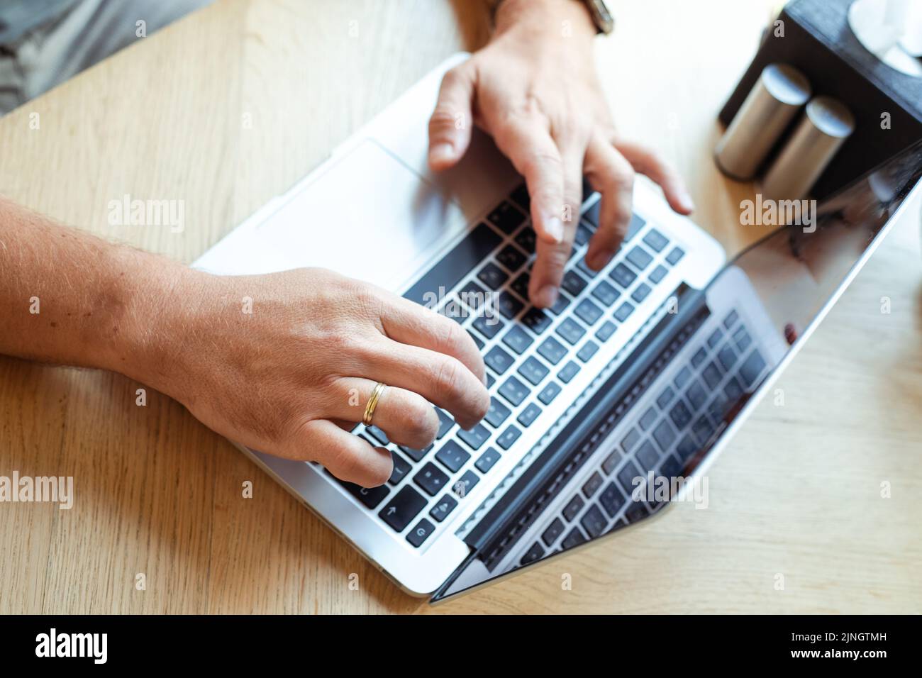 Typing photo hi-res stock photography and images - Alamy