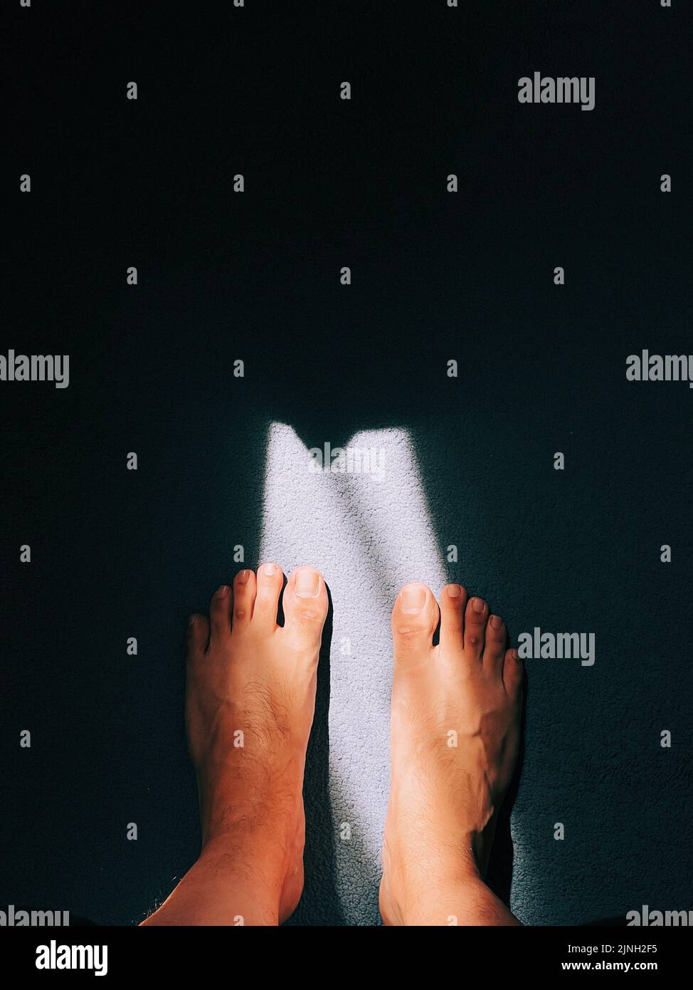 Standing room only sign hi-res stock photography and images - Alamy