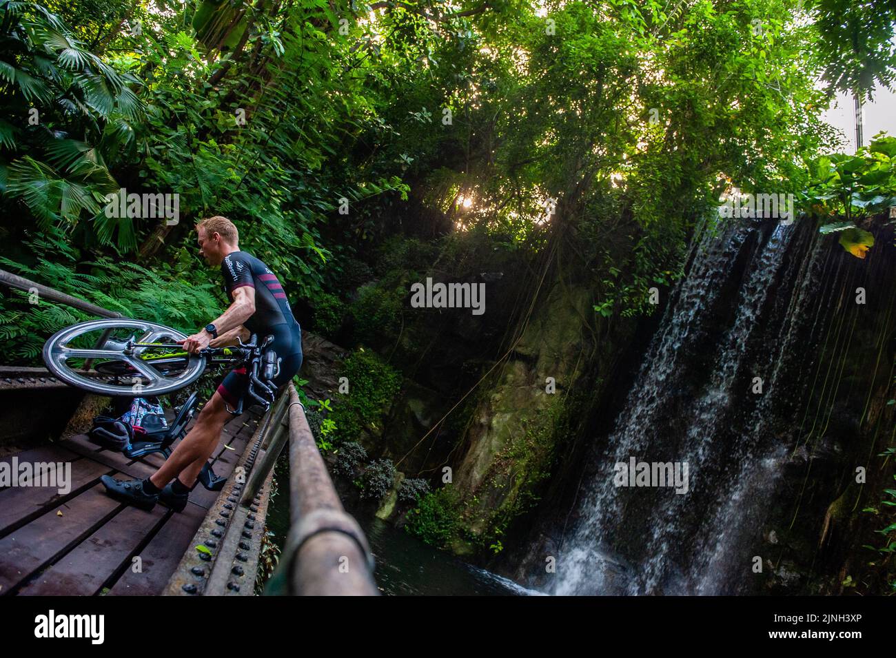 Arnhem, Netherlands. 11th Aug, 2022. Athlete Olaf Van Den Bergh seen ...