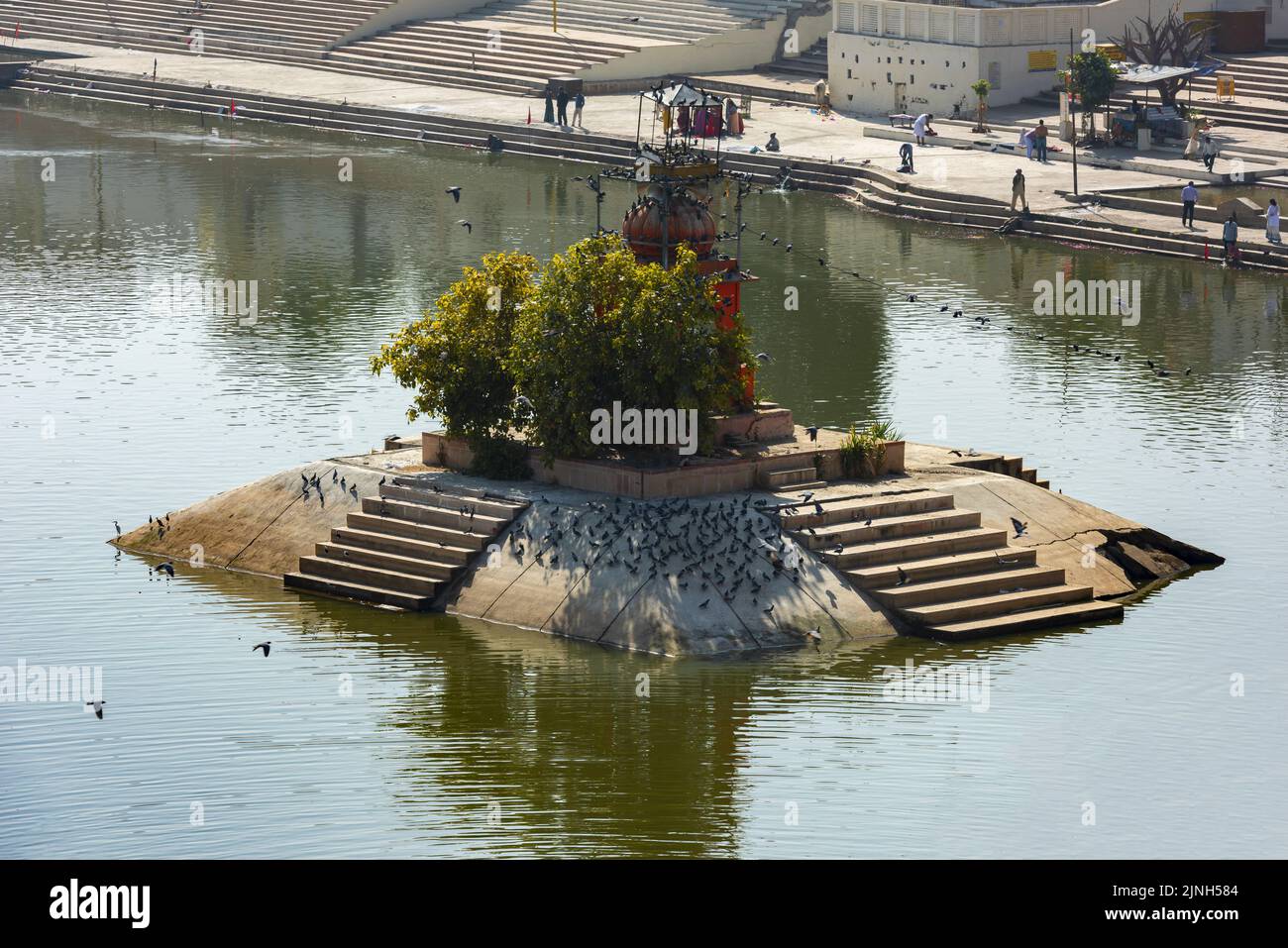 Shiv mandir hi-res stock photography and images - Alamy