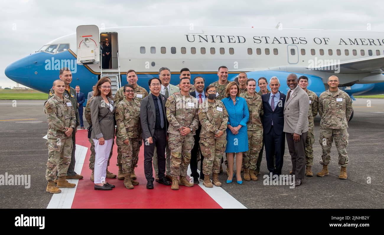 Speaker of the House Nancy Pelosi, center, and U.S. Ambassador to Japan ...