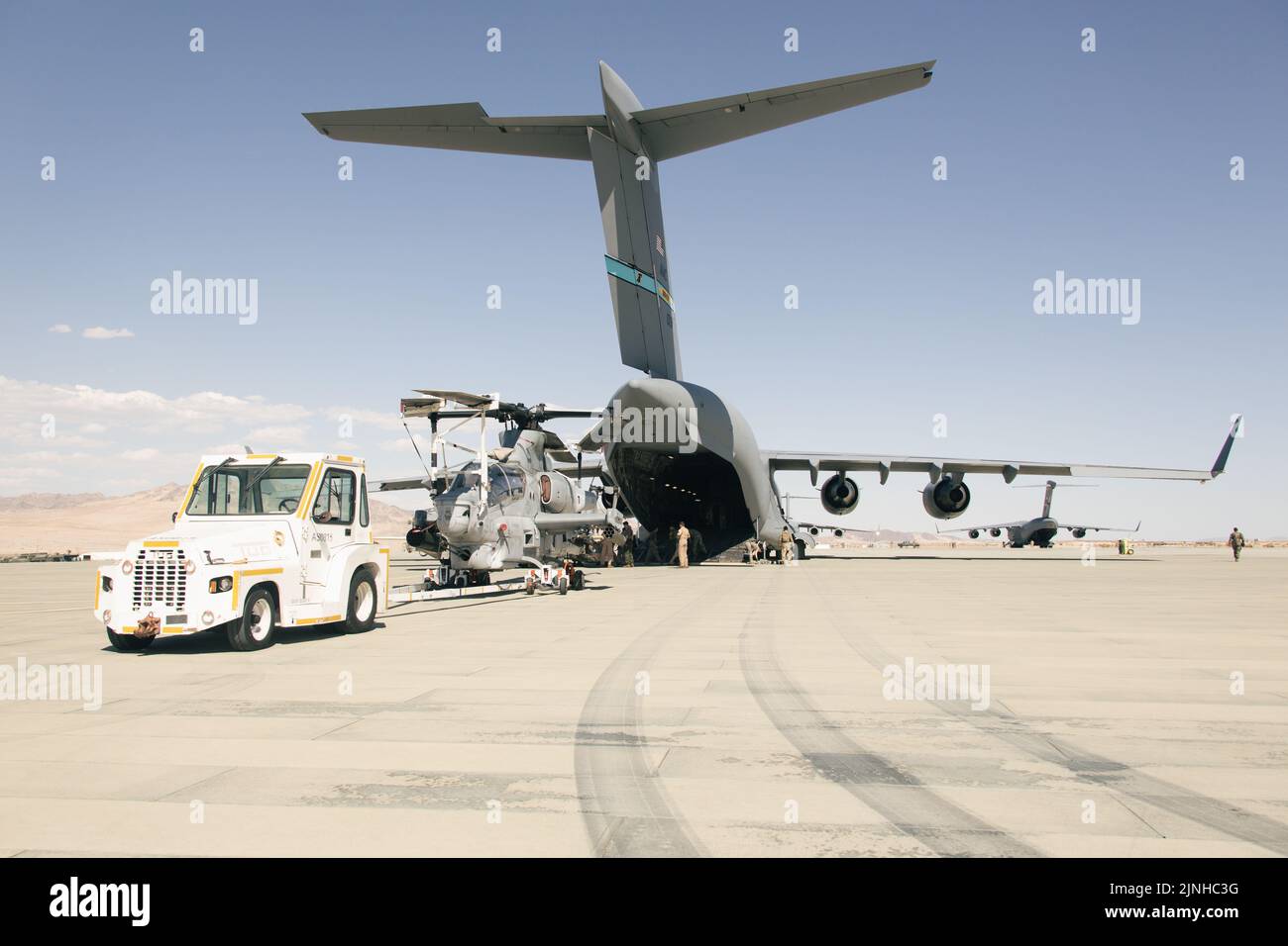 U.S. Marines with Marine Light Attack Helicopter Squadron (HMLA) 267 ...