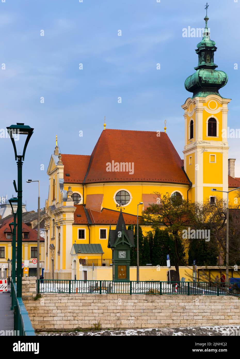 Carmelite templom, Gyor, Hungary Stock Photo - Alamy