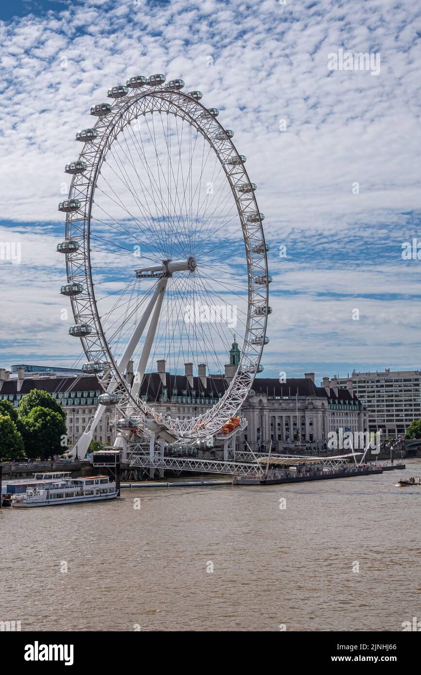 Multi story buildings hi-res stock photography and images - Alamy