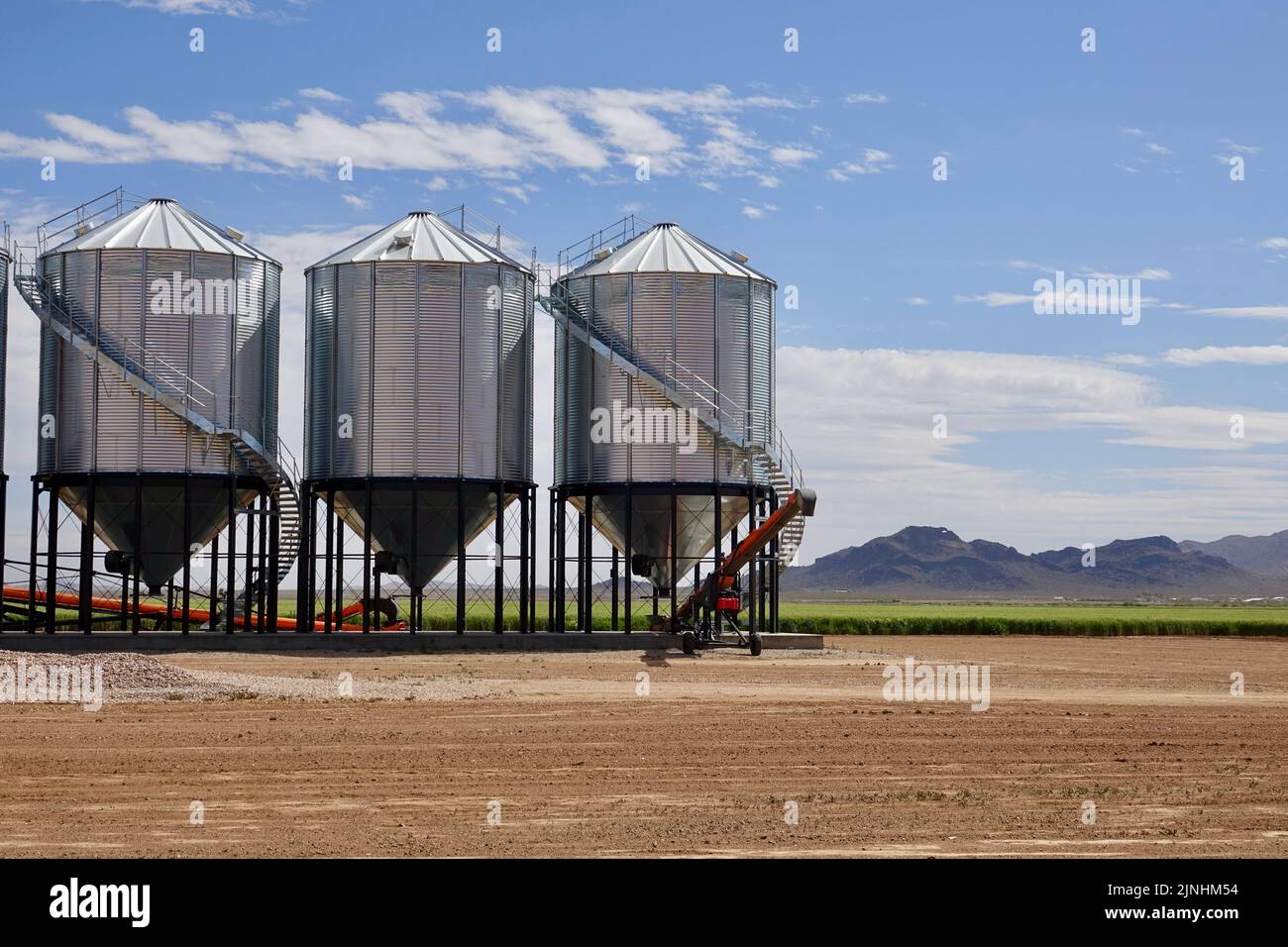 Three silos hi-res stock photography and images - Alamy