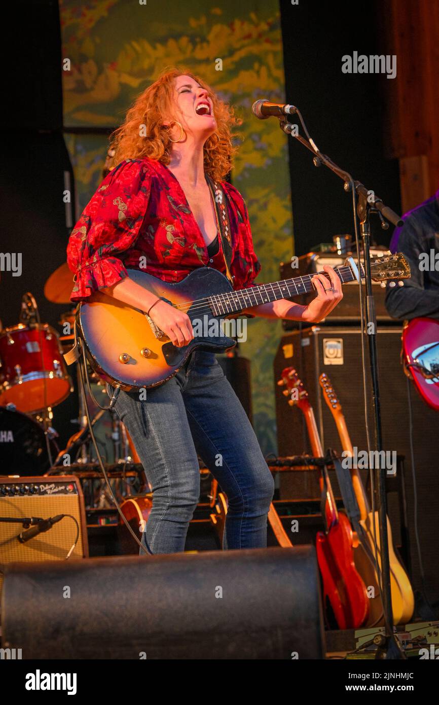 Kathleen edwards singer hi-res stock photography and images - Alamy