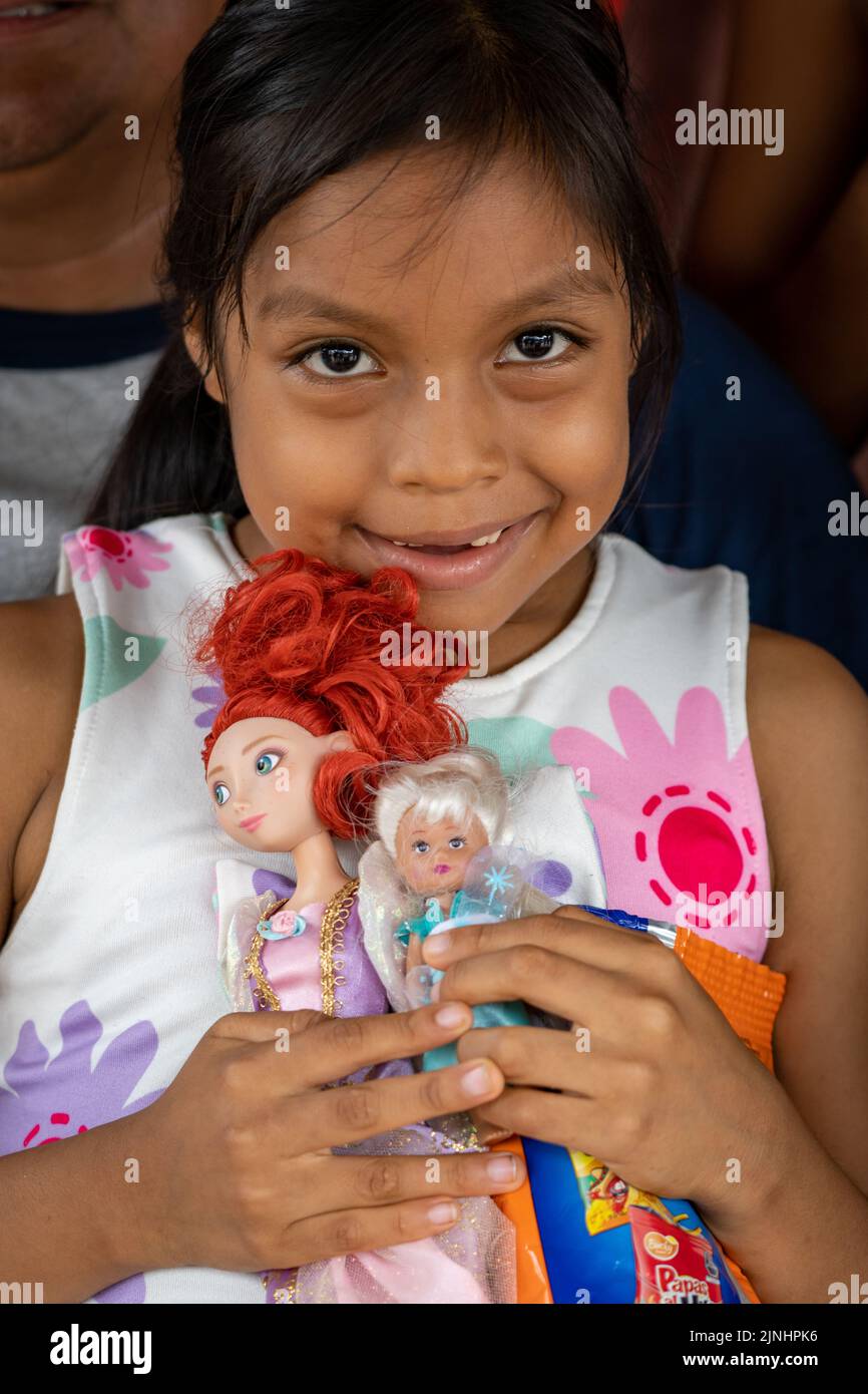 The Girls of Barrio Florido in the Peruvian Amazon Stock Photo - Alamy