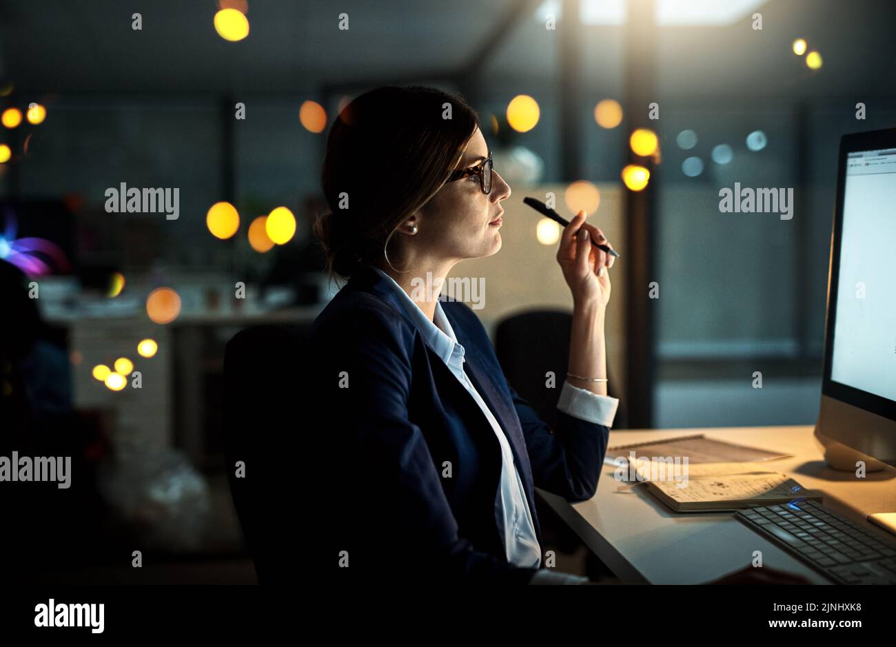 Caucasian woman in office counts hi-res stock photography and images ...