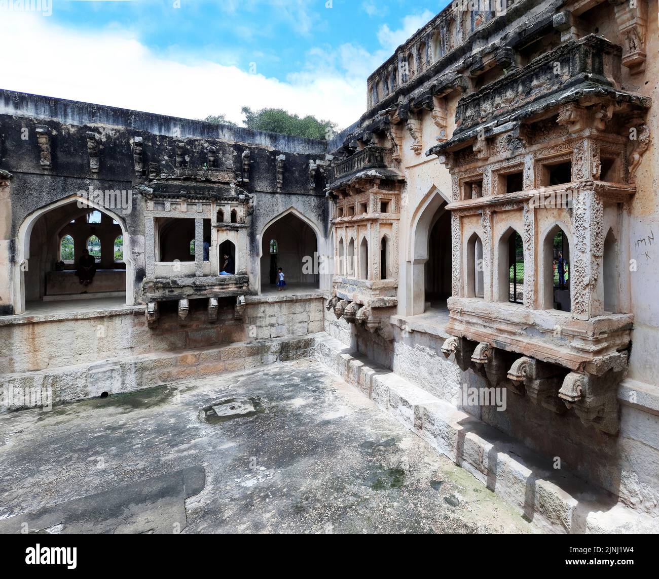 Indo islamic structure hi-res stock photography and images - Alamy
