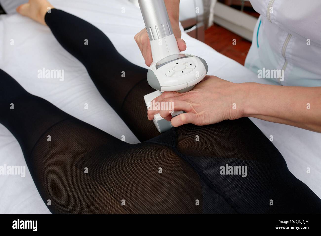 Woman Receives Lpg Massage To Remove Cellulite From Her Body For