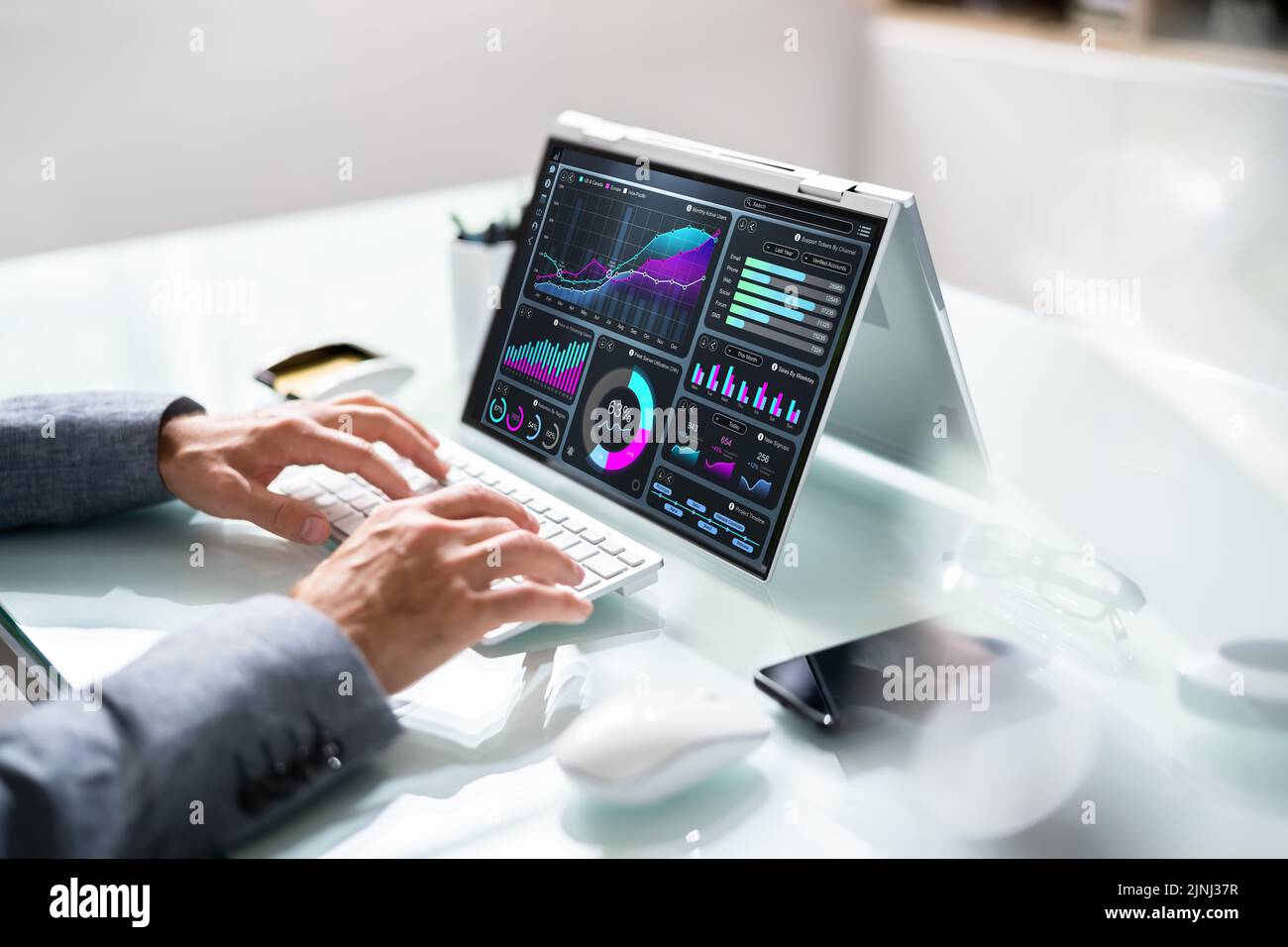 Businessman Using Analytics Data KPI Dashboard Tech Stock Photo - Alamy