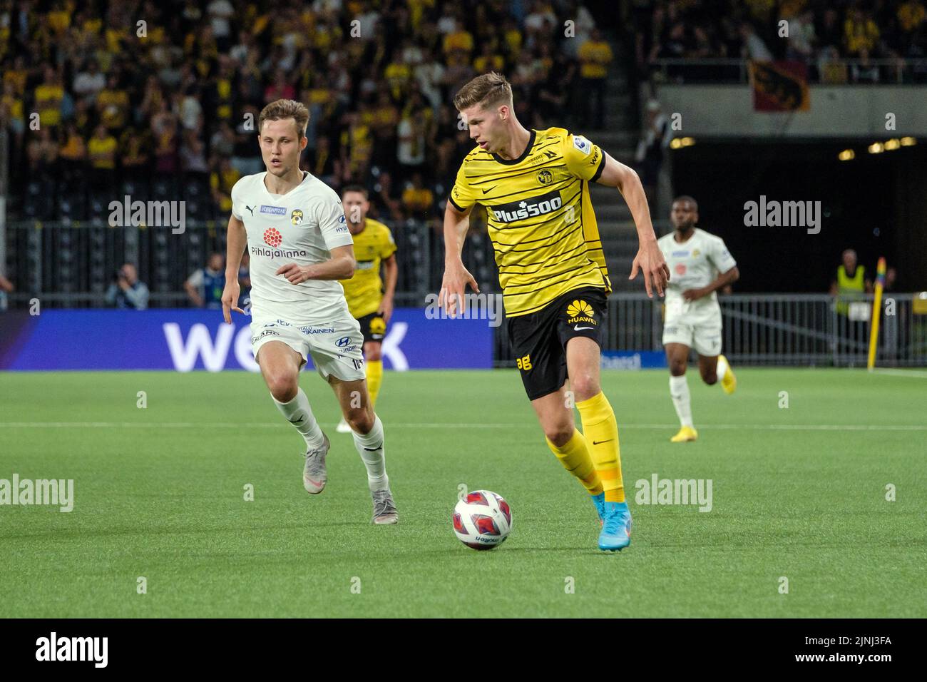 Bern, Switzerland. 11th Aug, 2022. Cedric Itten (11) of Young Boys seen ...