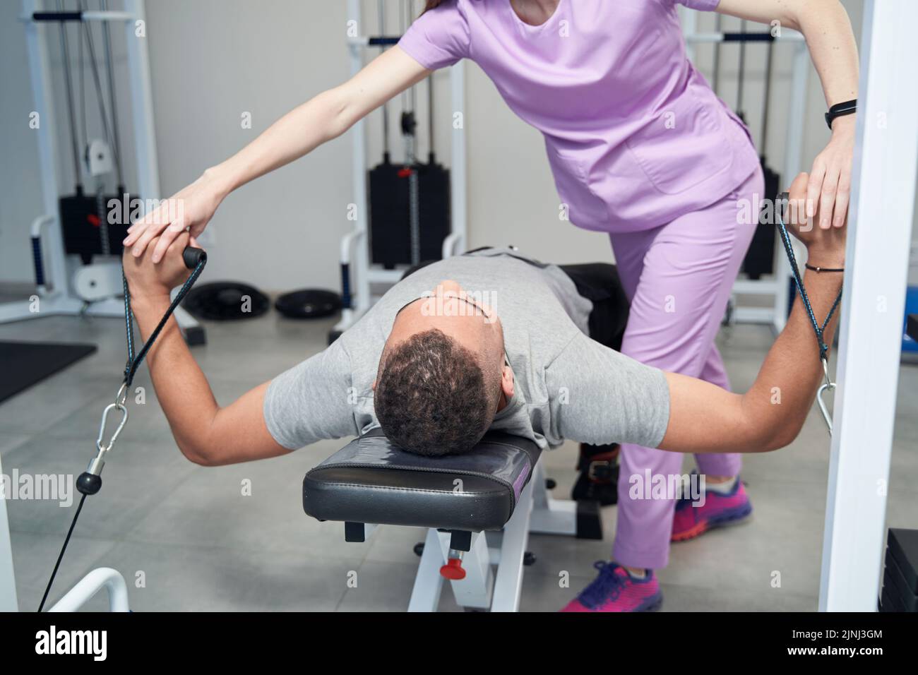 Orthopaedic doctor doing physical hi-res stock photography and images ...