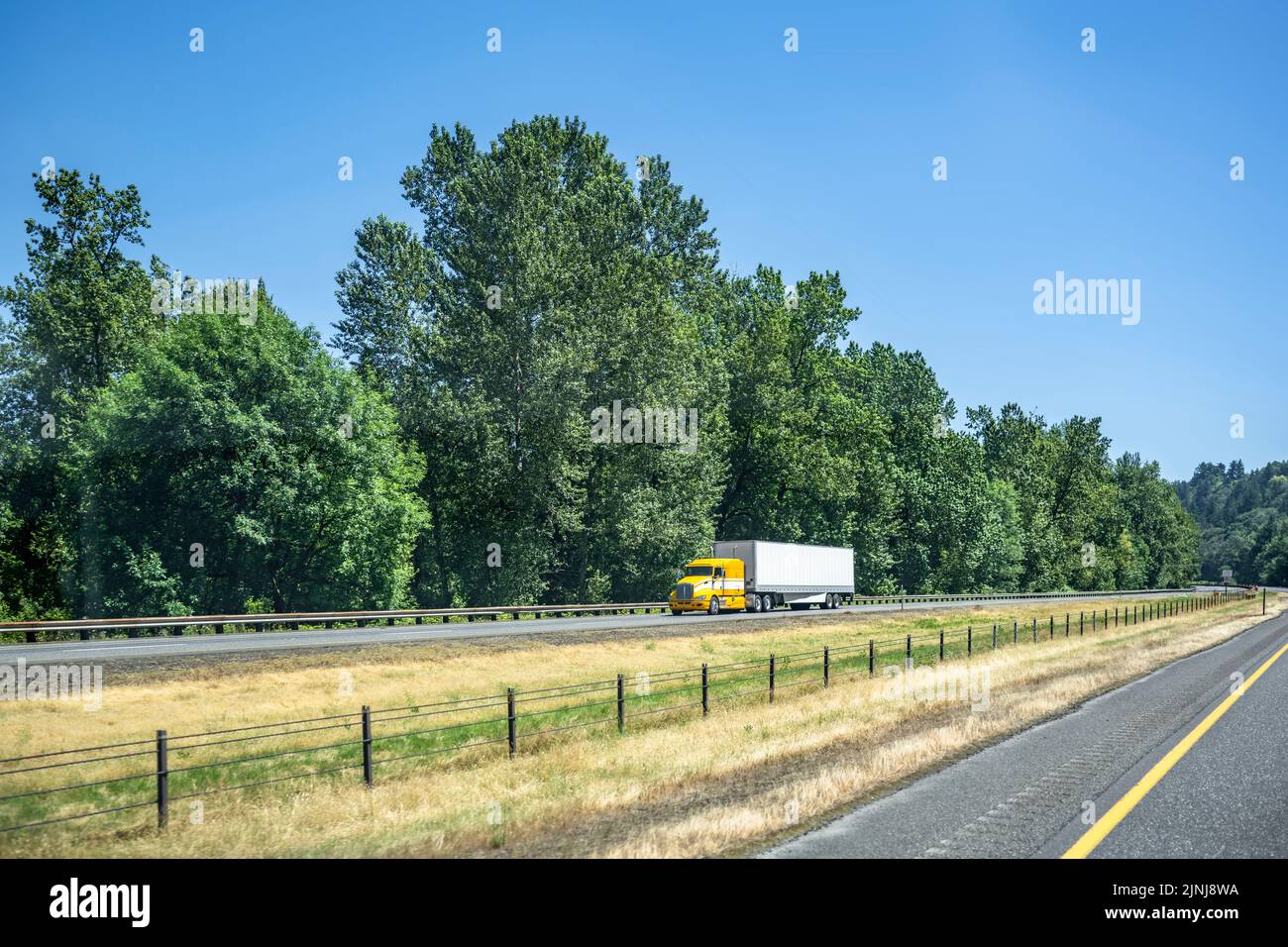 Low profile van hi-res stock photography and images - Alamy