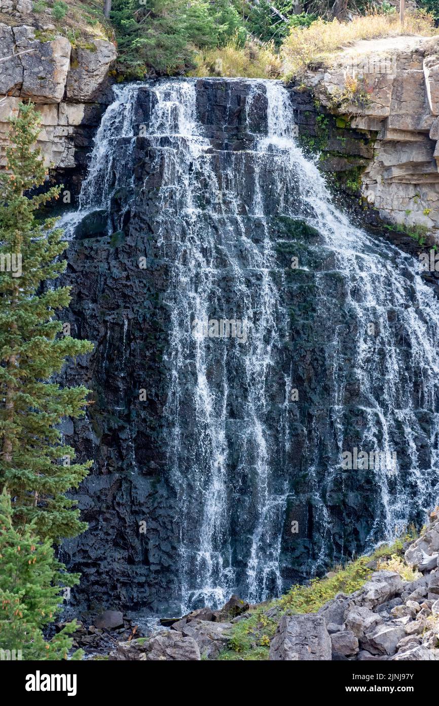 Rustic Falls - Waterfall Along Glen Creek near Mammoth Hot Springs ...