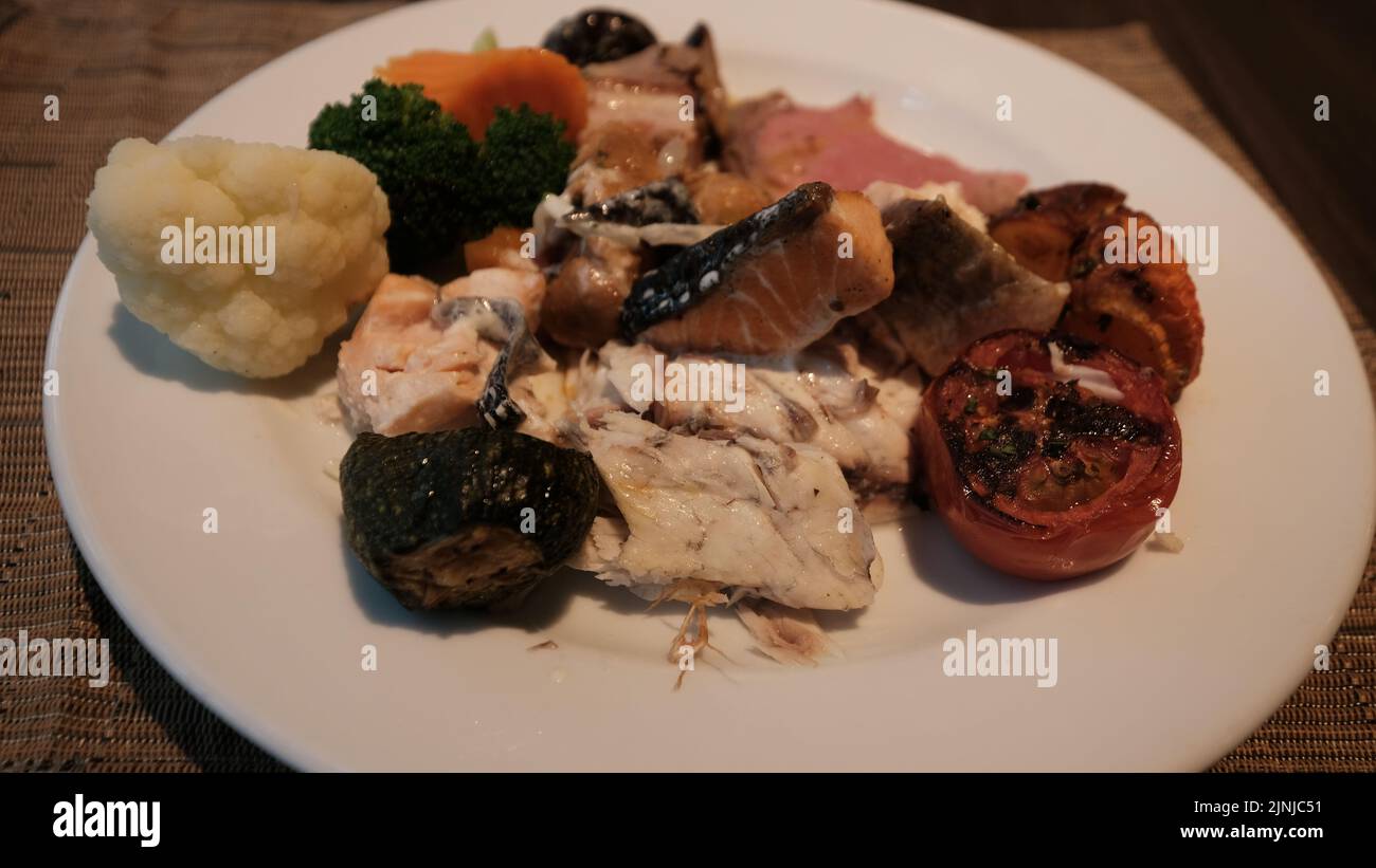 Can eat food buffet close hi-res stock photography and images - Alamy