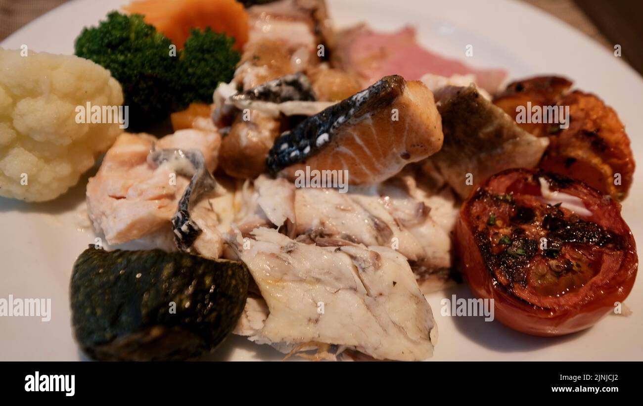 Buffet meal hi-res stock photography and images - Alamy