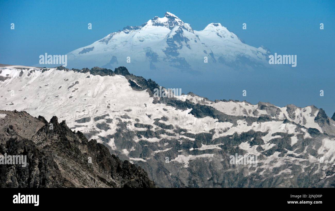 Monte Tronador (3478 m). From Refugio Lynch, Cerro Catedral, Bariloche ...