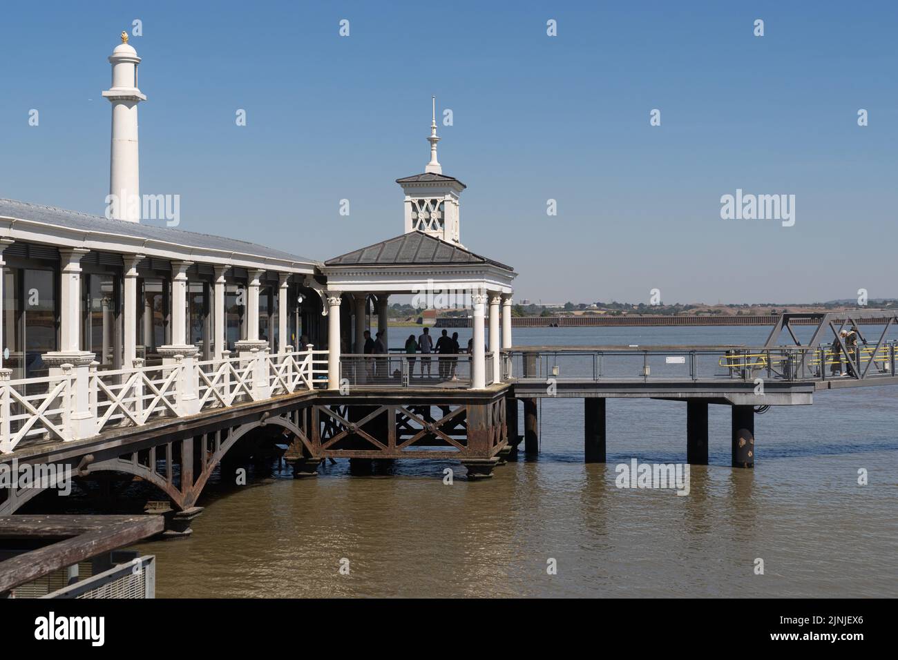 Gravesend Town Pier Stock Photo - Alamy