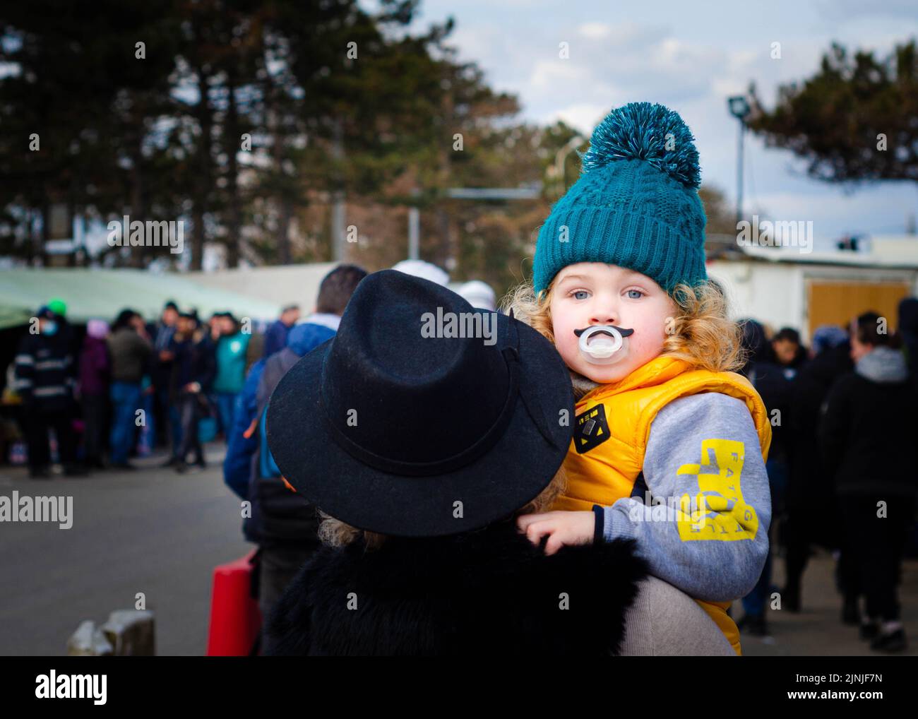 Siret Border, Romania - March 02, 2022: Ukrainian refugees Editorial ...
