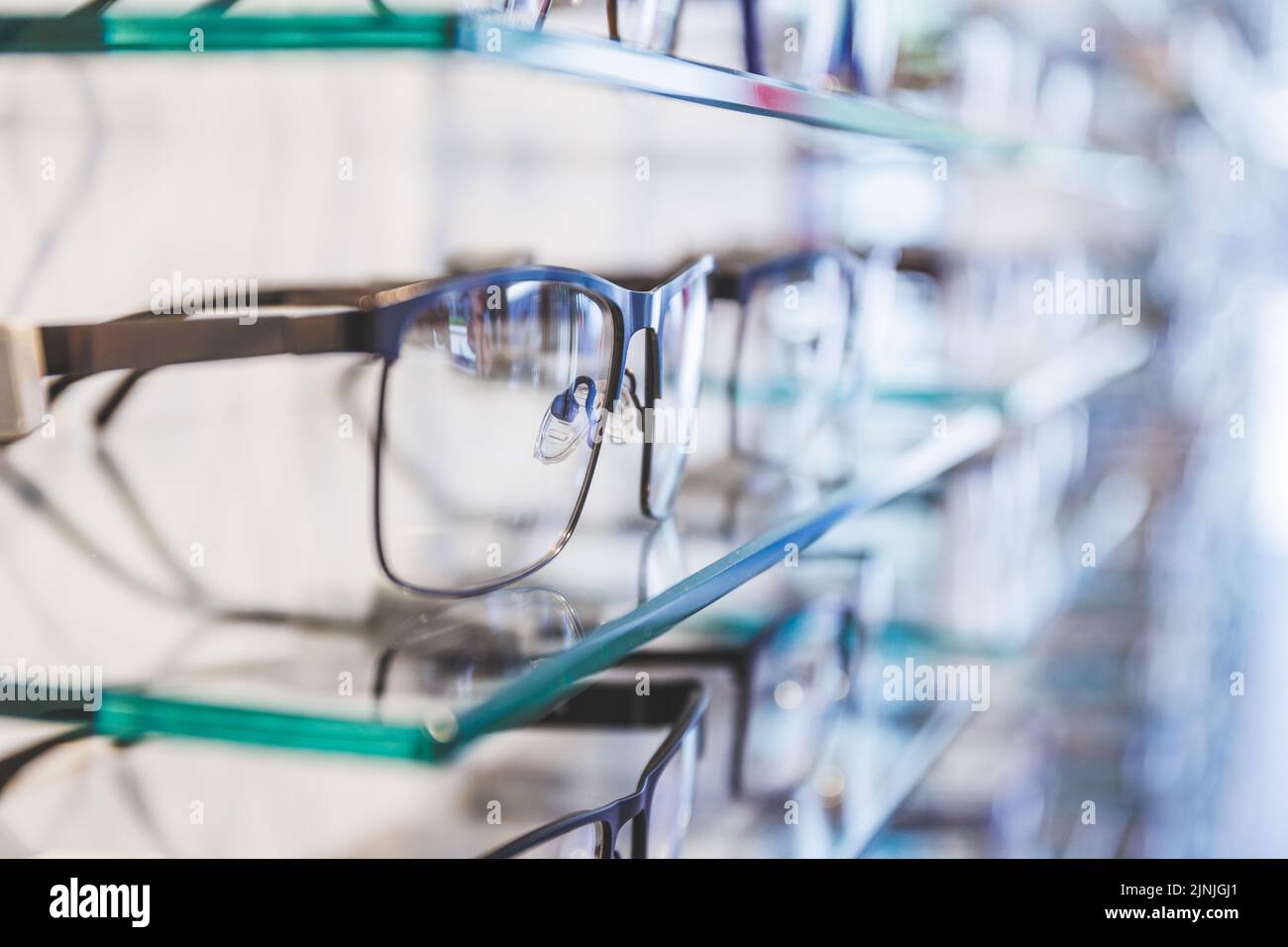 Eyewear display hi-res stock photography and images - Alamy