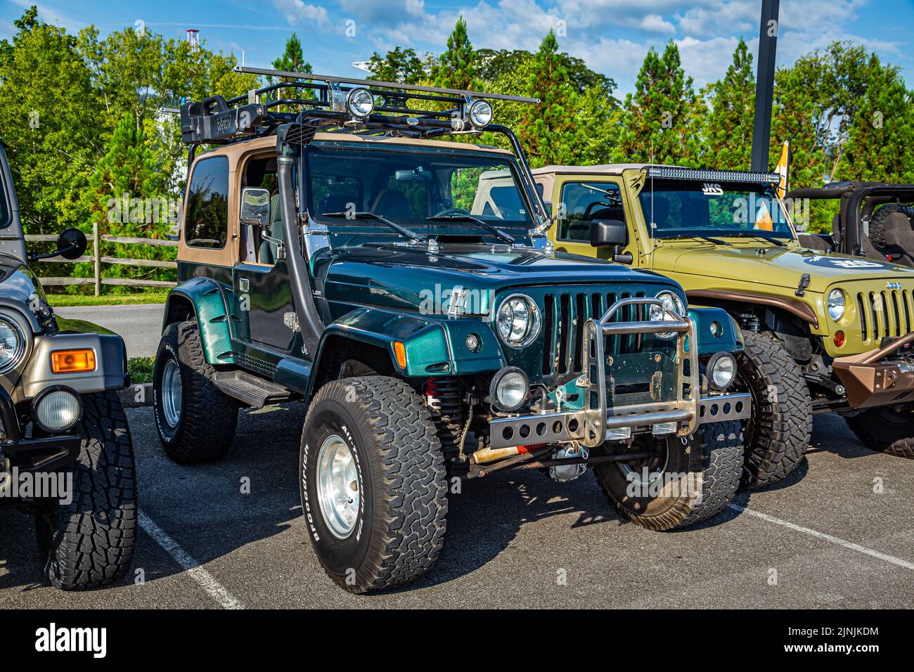 Pigeon Forge, TN - August 25, 2017: Modified Off Road Jeep Wrangler TJ ...