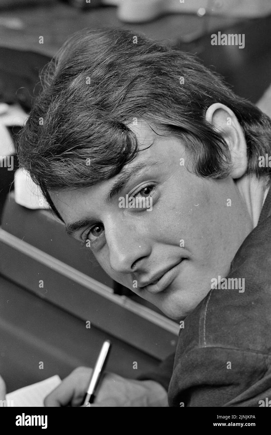 NASHVILLE TEENS UK pop group in June 1964 with Barry Jenkins. Photo ...