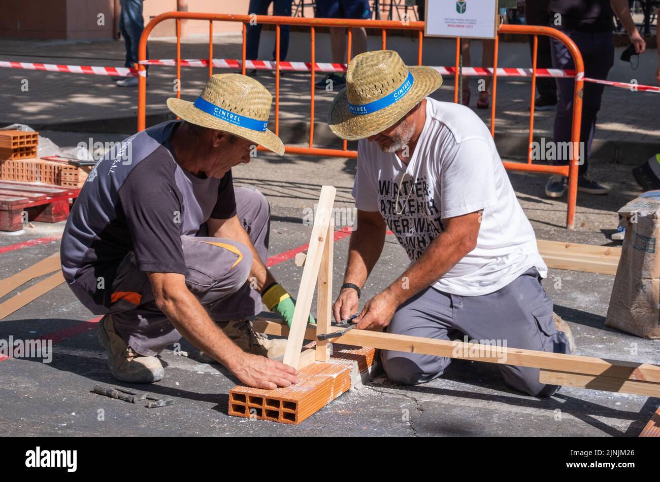 Mortar crews hi-res stock photography and images - Alamy