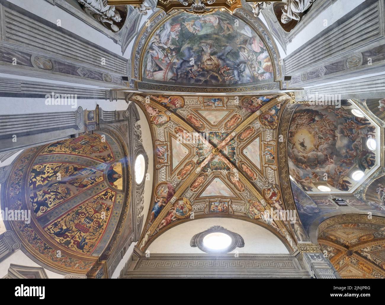 The Parma cathedral Interiors, architecture and artworks details ...