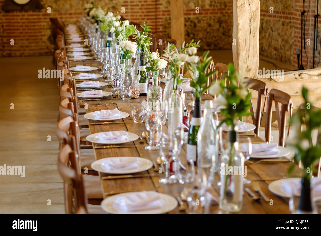 Table layout hi-res stock photography and images - Alamy