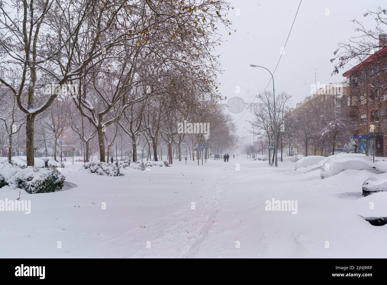 Madrid spain people walking in hi-res stock photography and images - Alamy