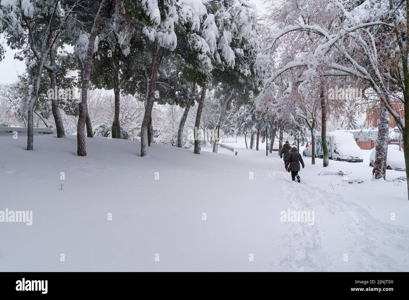 Madrid spain people walking in hi-res stock photography and images - Alamy