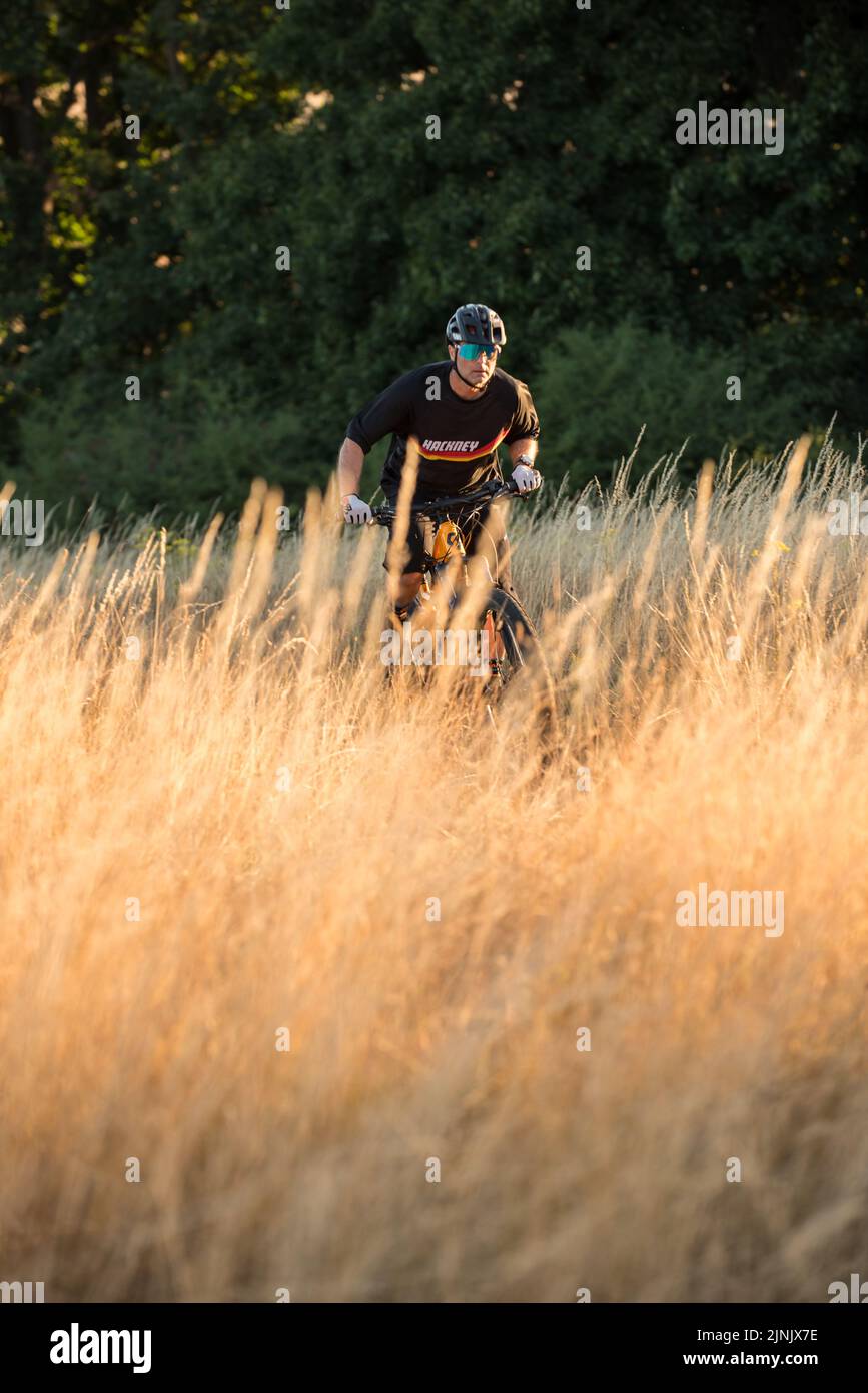 Mtb biking hi-res stock photography and images - Alamy