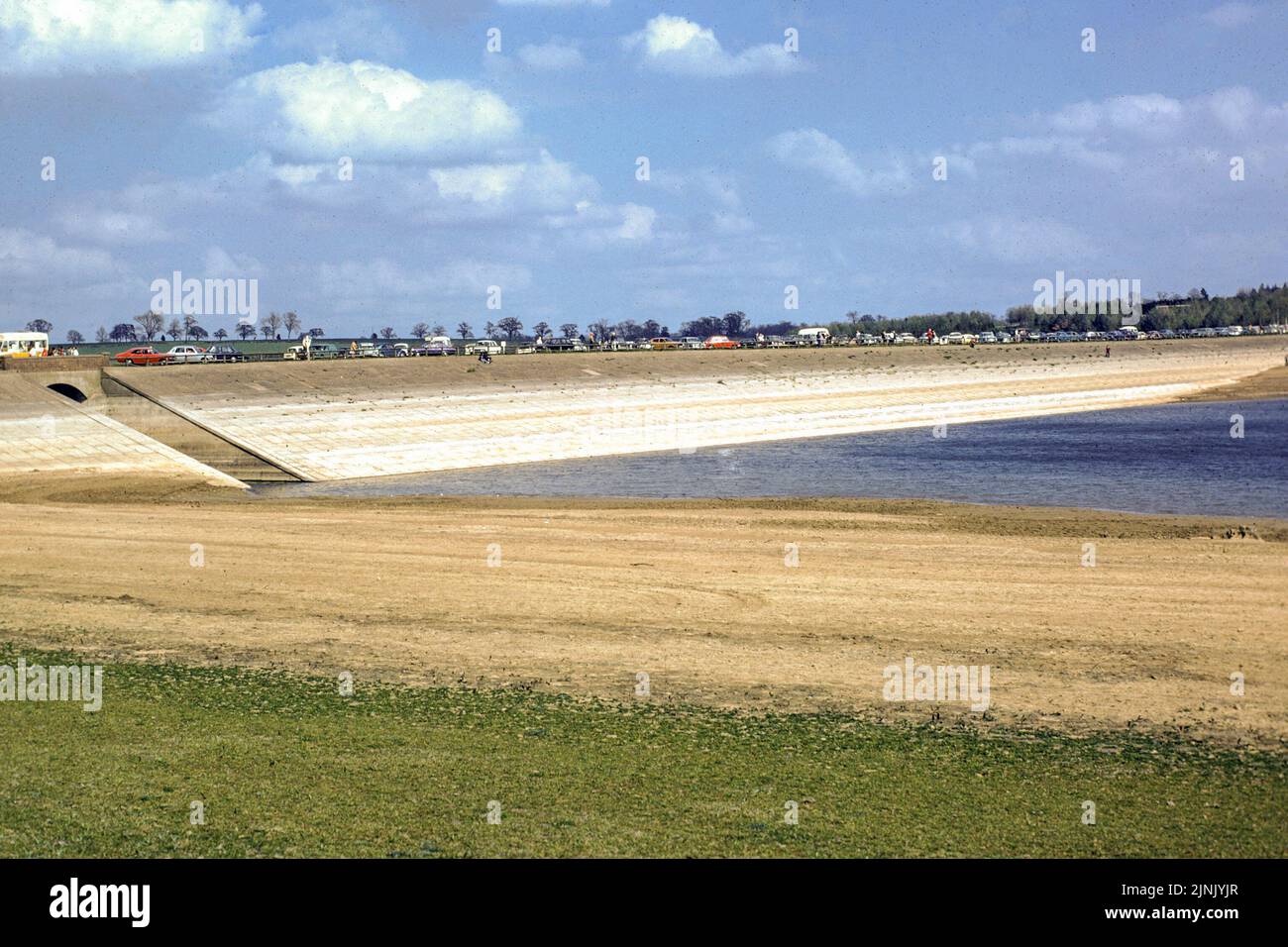 Drought uk 1976 hi-res stock photography and images - Alamy