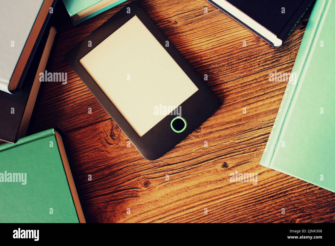 Learning from an ipad hi-res stock photography and images - Alamy