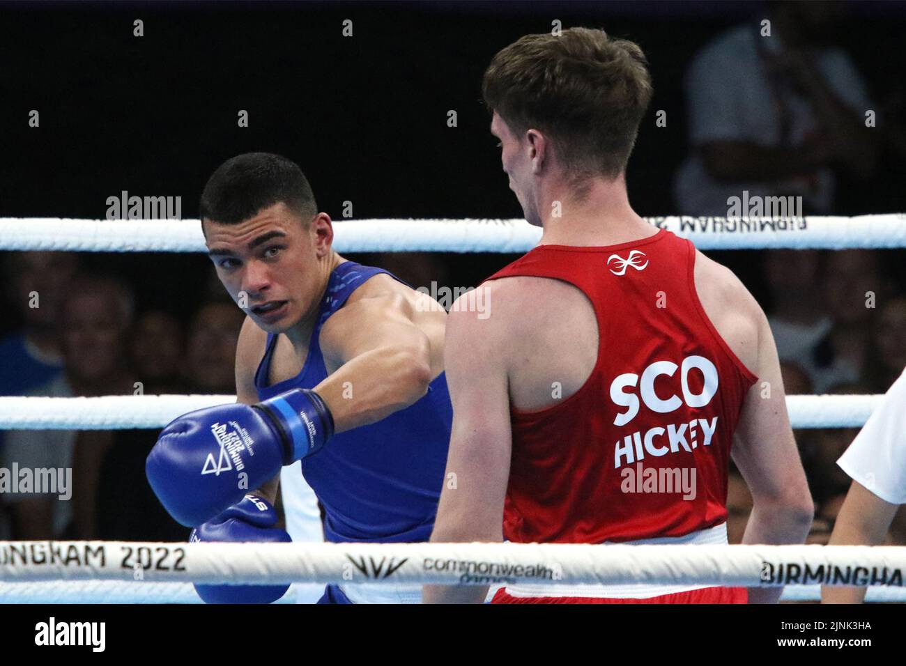 Sam HICKEY of Scotland (Red) v Callum PETERS of Australia (Blue) in the ...