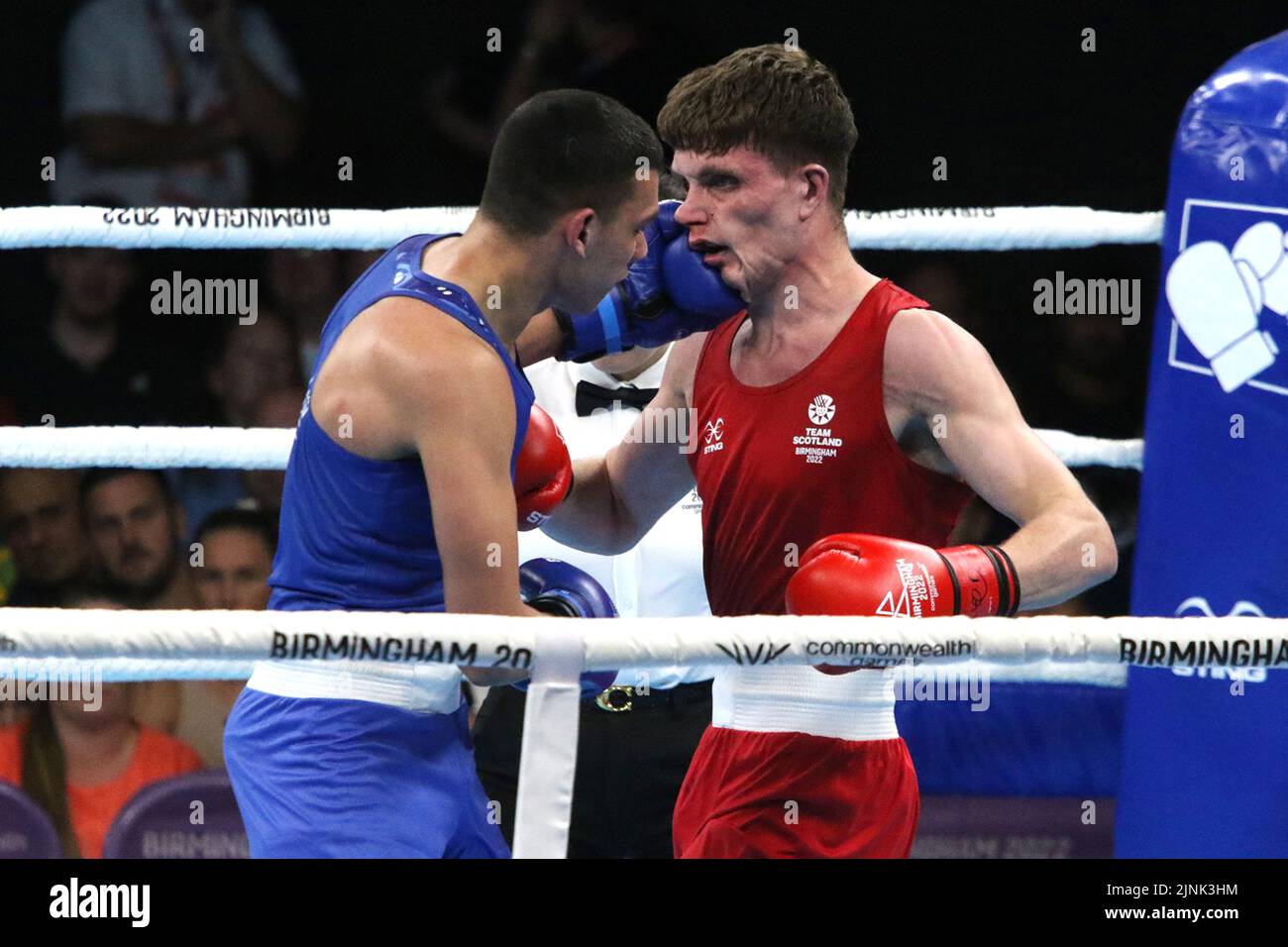 Sam HICKEY of Scotland (Red) v Callum PETERS of Australia (Blue) in the ...