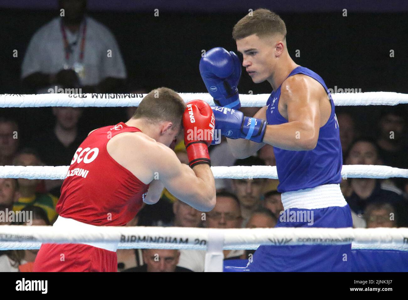 Sean LAZZERINI of Scotland (Red) v Taylor BEVAN of Wales (Blue) in the ...