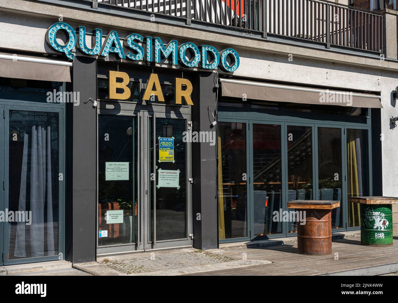 Quasimodo hi-res stock photography and images - Alamy