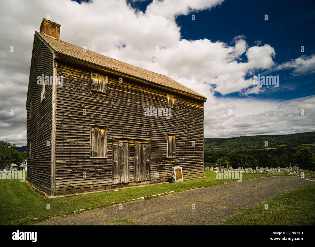 Quaker Meetinghouse Adams, Massachusetts, USA Stock Photo - Alamy